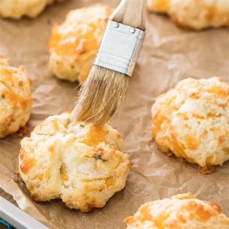 Cheddar Garlic Biscuit Recipe From Scratch