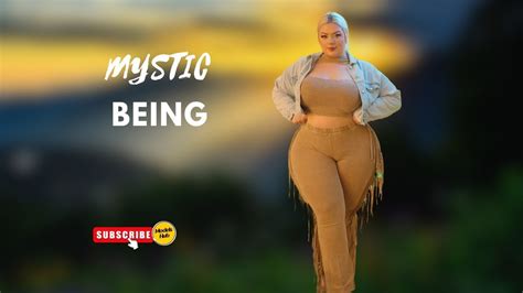 Mystic Being☑️ American Plus Size Model Instagram Sensation Age
