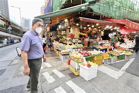 卓永興「微服出巡」步行港島4小時 讚東區乾淨程度高 1653 20221012 港聞 即時新聞 明報新聞網