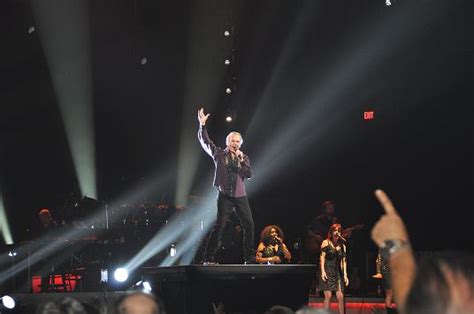 Vegas Stars Neil Diamond In Concert