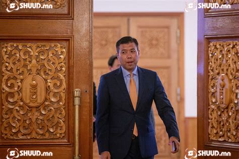 Б Энхбаярыг Хууль зүйн байнгын хорооны даргаар томилох эсэхийг хэлэлцэнэ