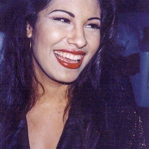 This Picture Looks So Recentselena Selenaquintanilla
