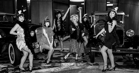 Plan A Great Gatsby Themed Party 10 Tips And Ideas