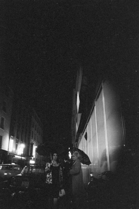 Парижские проститутки фото скрытой камерой сделанные в 1966 году