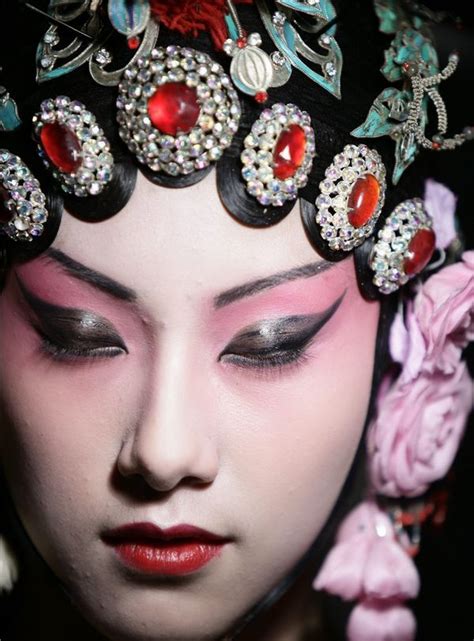56 个 Traditional Chinese Opera 点子 中國 戏剧 戲劇院