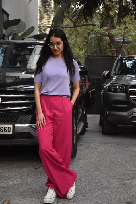 Pin By The Photoholic On Shraddha Kapoor Celebrity Casual Outfits