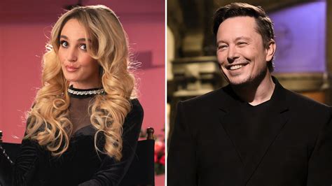 Snls Chloe Fineman Outs Elon Musk As Host Who Made Her Cry