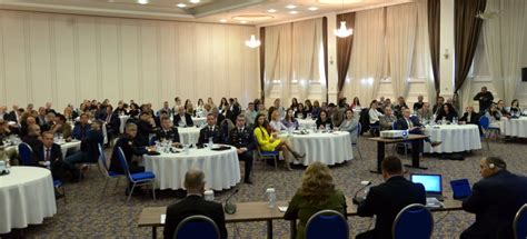 Дискусија за надворешната и безбедносно одбранбената политика како дел од процесот за креирање