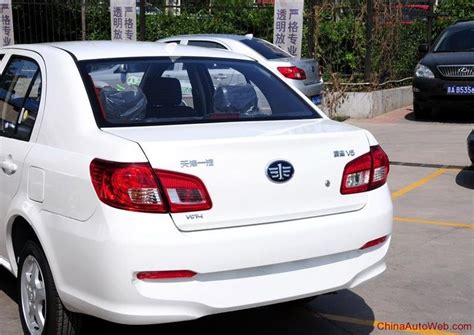 نگاهی به راین ویتا V5 محصول جدید خودروسازان راین پدال