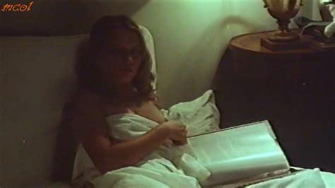 Naked Rena Niehaus In Oedipus Orca