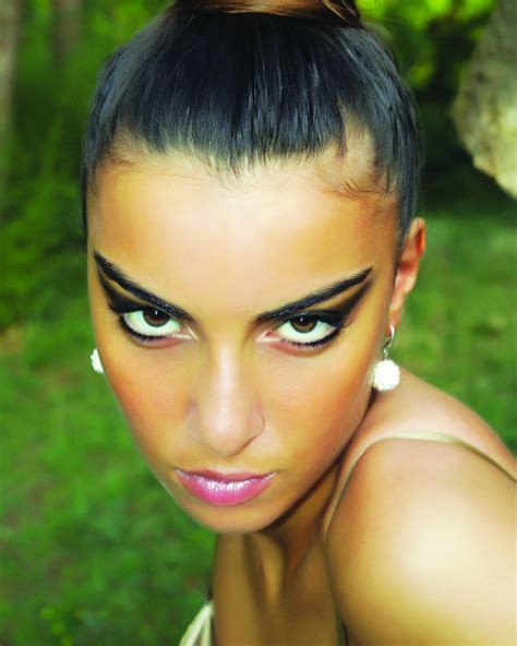 ქართველი დიზაინერის სამოსში თავს არაკომფორტულად ვიგრძნობ Marao