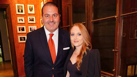 Jacqueline Lugner Bringt Top Star Zum Wiener Opernball