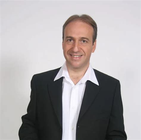 Gilles Rigoli Magicien Close Up And Mentaliste