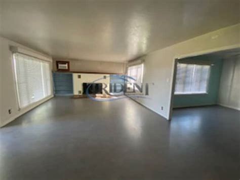 2 Bedroom 2 Bath House Plus A Bonus Room Located In The Country