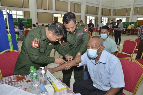 စစ်ကိုင်းတိုင်းဒေသကြီး၊ ရွှေဘိုမြို့နယ်အတွင်းရှိ ဒေသခံပြည်သူများအား တပ်မတော်နှင့် ကျန်းမာရေးဝန်က
