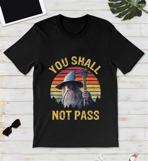 Gandalf Lord You Shall Not Pass Vintage T Shirt Vintage Tshirts