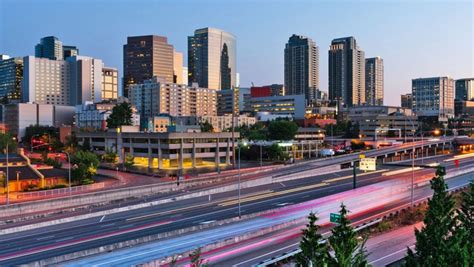 Амазон өөрийн түүхэн дэх хамгийн өндөр цамхгаа барина