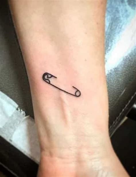 Kolay Dövme Modelleri Çengelli Iğne Tesettür Giyim Mini Tattoos