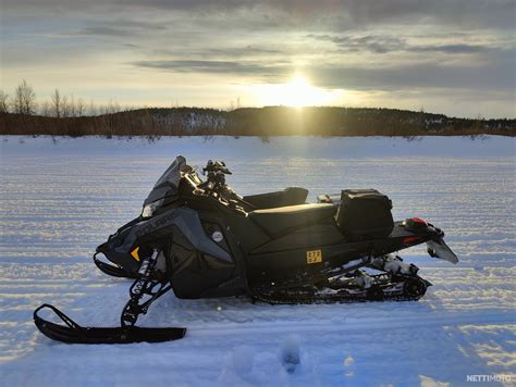 Polaris Switchback 850 Assault 146 850 Cm³ 2021 Inari Moottorikelkka Nettimoto