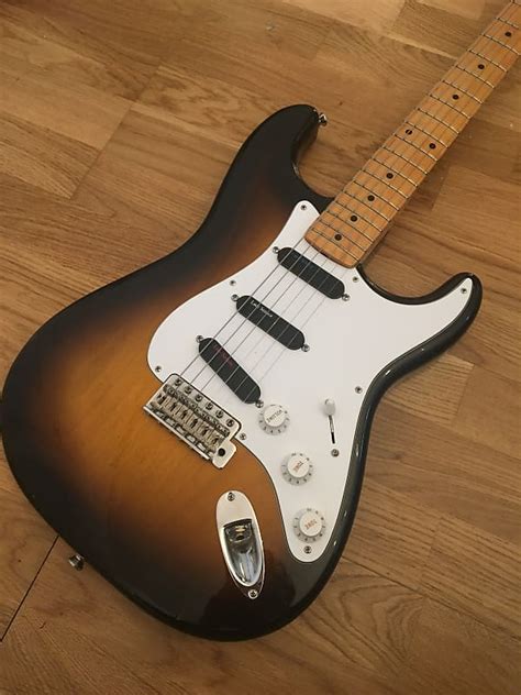 Fender Stratocaster Sunburst Reverb