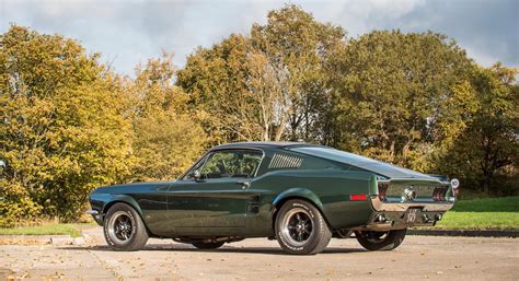 Bullitt Specification Highland Green Ford Mustang Fastback