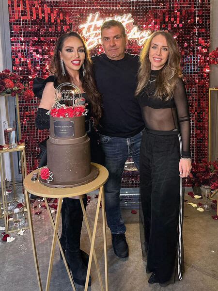 Ето кой е първият мъж на Ивана