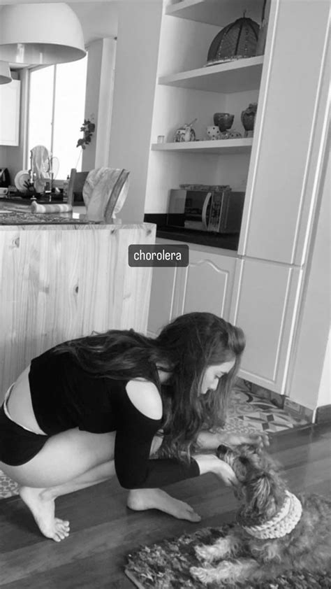 Laura Lara Feet Photos