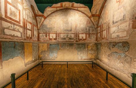 Rome Frescoes Dating Back To The Time Of Hadrian Unveiled At Ancient