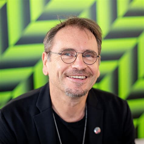 Vasaros Popietė Marijonas Mikutavičius Ir Jo Naujas Eksperimentas