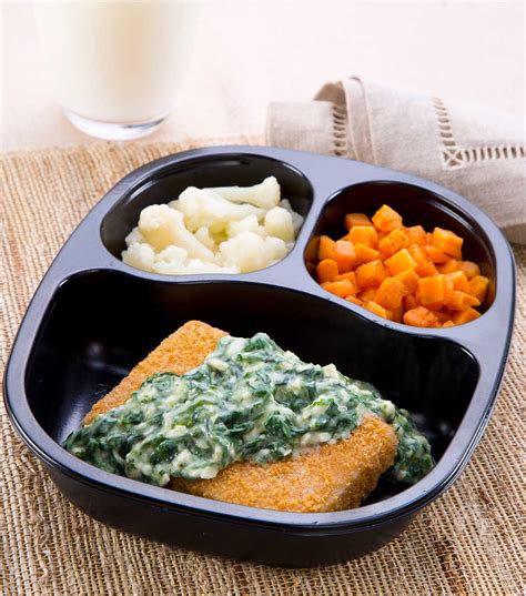 Breaded Pollock With Alfredo Spinach Sauce Traditions Meal Solutions
