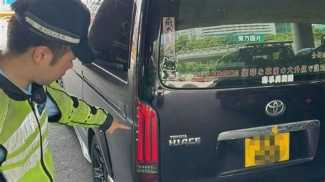 警方新界南總區交通部區內打擊涉貨車交通違例事項 三日行動發近千張告票 無綫新聞tvb News