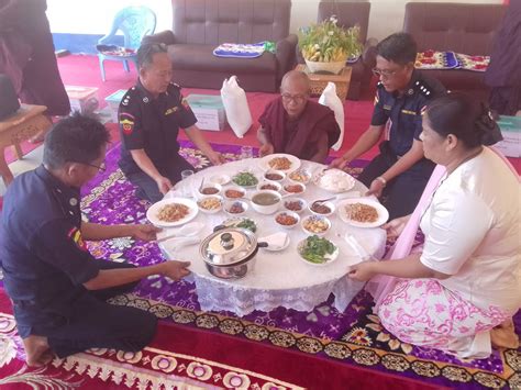 စစ်ကိုင်းမြို့၌ ၇၉ နှစ်မြောက် မြန်မာနိုင်ငံမီးသတ်တပ်ဖွဲ့နေ့အထိမ်းအမှတ် ဆွမ်းကပ်လှူဒါန်းခြင်းန