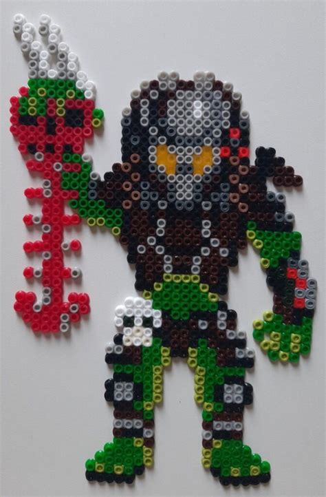 Predator 2 — Beads Pyssla Travel In Style