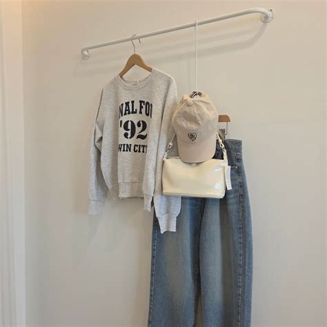 마시멜로안동옷가게경북도청옷가게예천옷가게 두컬러 진행합니다🫶😍 ️심플유니크로맨틱 스타일 ️marshmallow 마시멜로 ️저희매장만의 따뜻하고도 로맨틱한스타일의