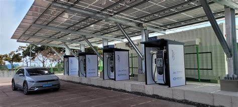 태양광 발전과 Ess를 활용한 전기차 충전 서비스 규제 특례 이용자 공지 사항 회사 소식 주제주전기자동차서비스