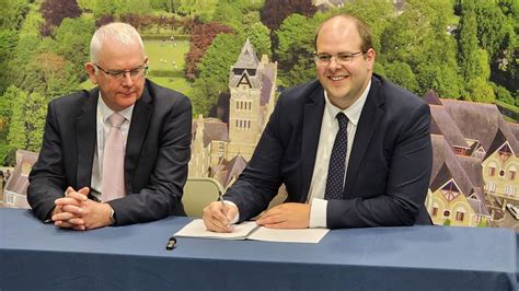 Jonathan Ash Edwards Wins Hertfordshire Commissioner Election Bbc News