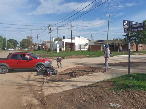Una Motociclista Sufrió Fracturas Tras Un Accidente De Transito
