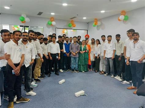 Robot Robotics Cleaningrobot Solar Solarpanel Solarplant