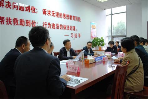 倾听群众呼声 为民排忧解难——昆山市委书记杜小刚接待来访群众 新闻中心 苏州市信访局