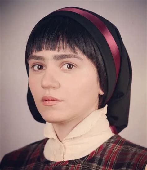 تصاویر؛ زندگی خصوصی و بیوگرافی مونا احمدی