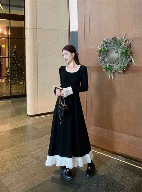 지아 컬러 매칭 유넥 프릴 긴팔 A라인 롱원피스