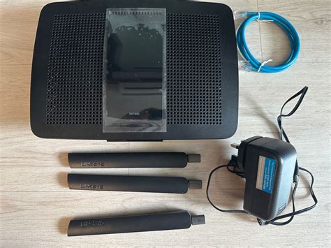 Linksys Router Ea7500 V2 Computers And Tech Parts And Accessories Networking On Carousell