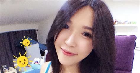 Appreciation Of Asian Babes Gatita Yan Tong Lee Yann Malaysia Social Media Businesswoman