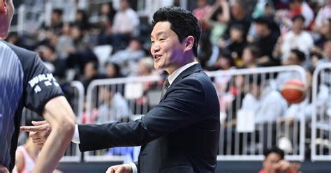 뒷북stat ‘200경기 138승 전희철 감독 문경은 감독보다 10승 더 많다