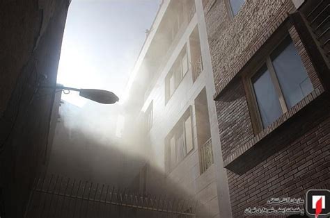 لحظه نجات دختر خردسال و ساکنان محبوس شده میان دود و آتش تصاویر تسنیم