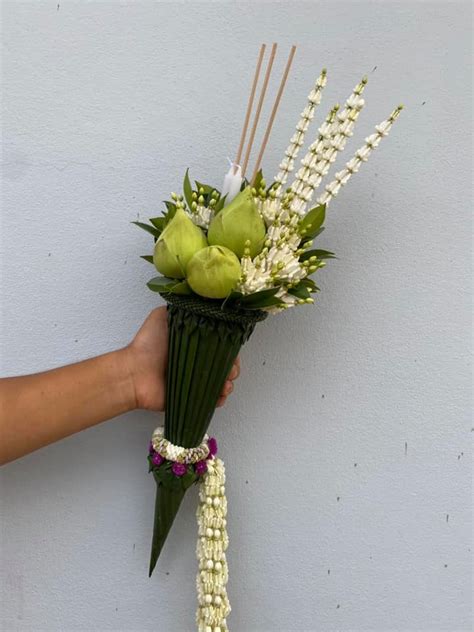 พนมนาคาฯ นครพนม กรวยดอกไม้ไหว้พระ กรวยนาค สวยๆ