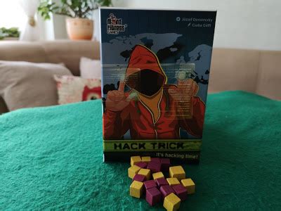 Трик или код Hack Trick Its Hacking Time Домът на Бордовите игри