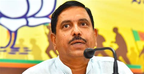 ಹುಬ್ಬಳ್ಳಿ ಪ್ರಲ್ಹಾದ್‌ ಜೋಶಿ ನಿವಾಸದೆದುರು ರೈತ ಹೋರಾಟಗಾರರ ಆಕ್ರೋಶ ಈ ದಿನ ಕಾಮ್