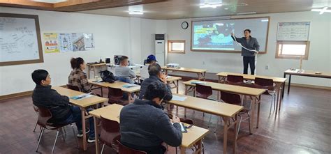 수시긴급 타워크레인 신호수 특별안전교육 진행 부산안전교육원 제일안전보건교육원 산업안전교육 부산안전교육원 부산안전교육