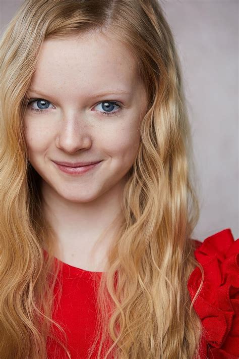 Ellie Grace Pomeroy Lezwatch Tv